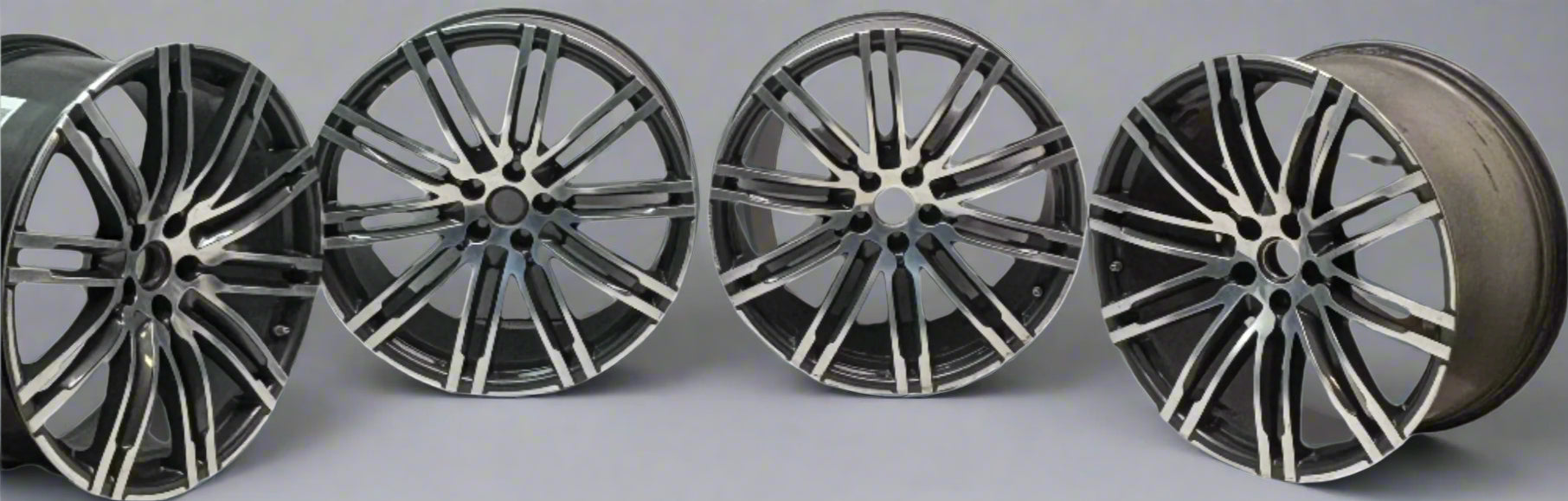 GENUINE PORSCHE MACAN 21 INCH STAGGERED SET F:21X9 ET26 R:21X10 ET26 W ...